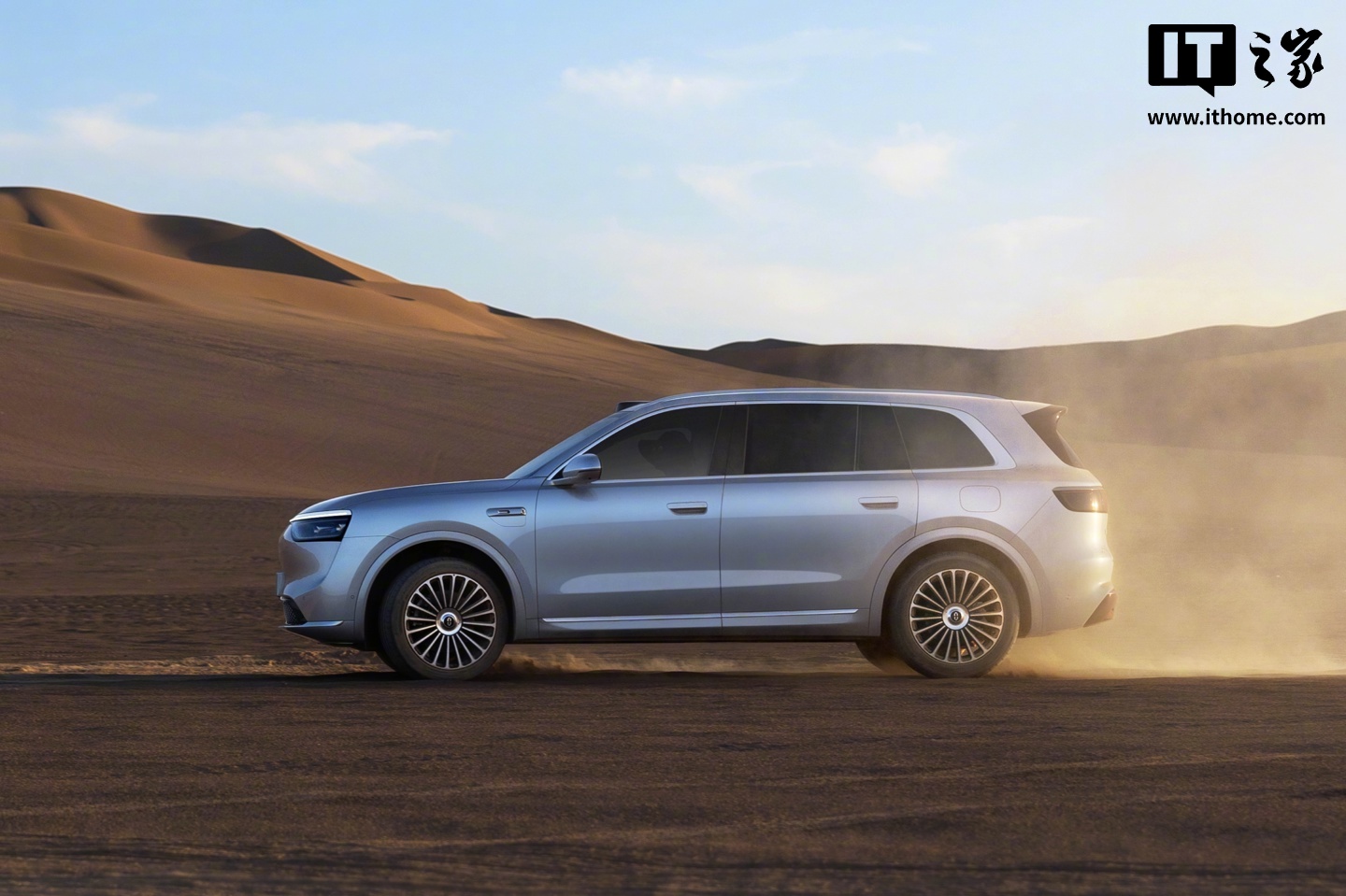 鸿蒙智行问界M8纯电版亮相16城，续航705km搭载华为技术 - 第一电动网